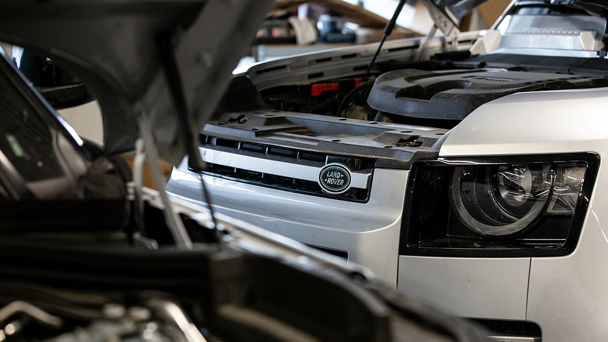 Land Rover Engine Rebuild: Is It Better to Rebuild or Replace ...